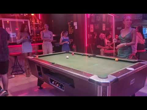 WARM UP BAR ON SOI BOOMERANG - Soi Boomerang Pattaya